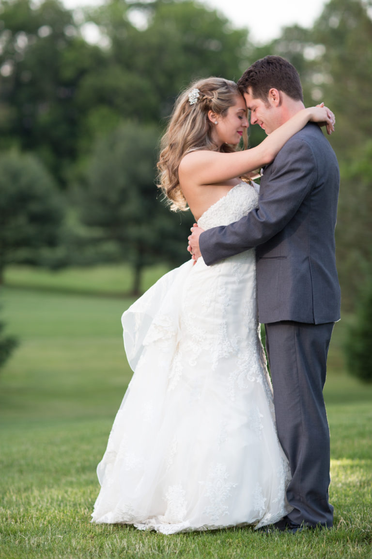 Wedding Photo Checklist | David's Bridal Blog